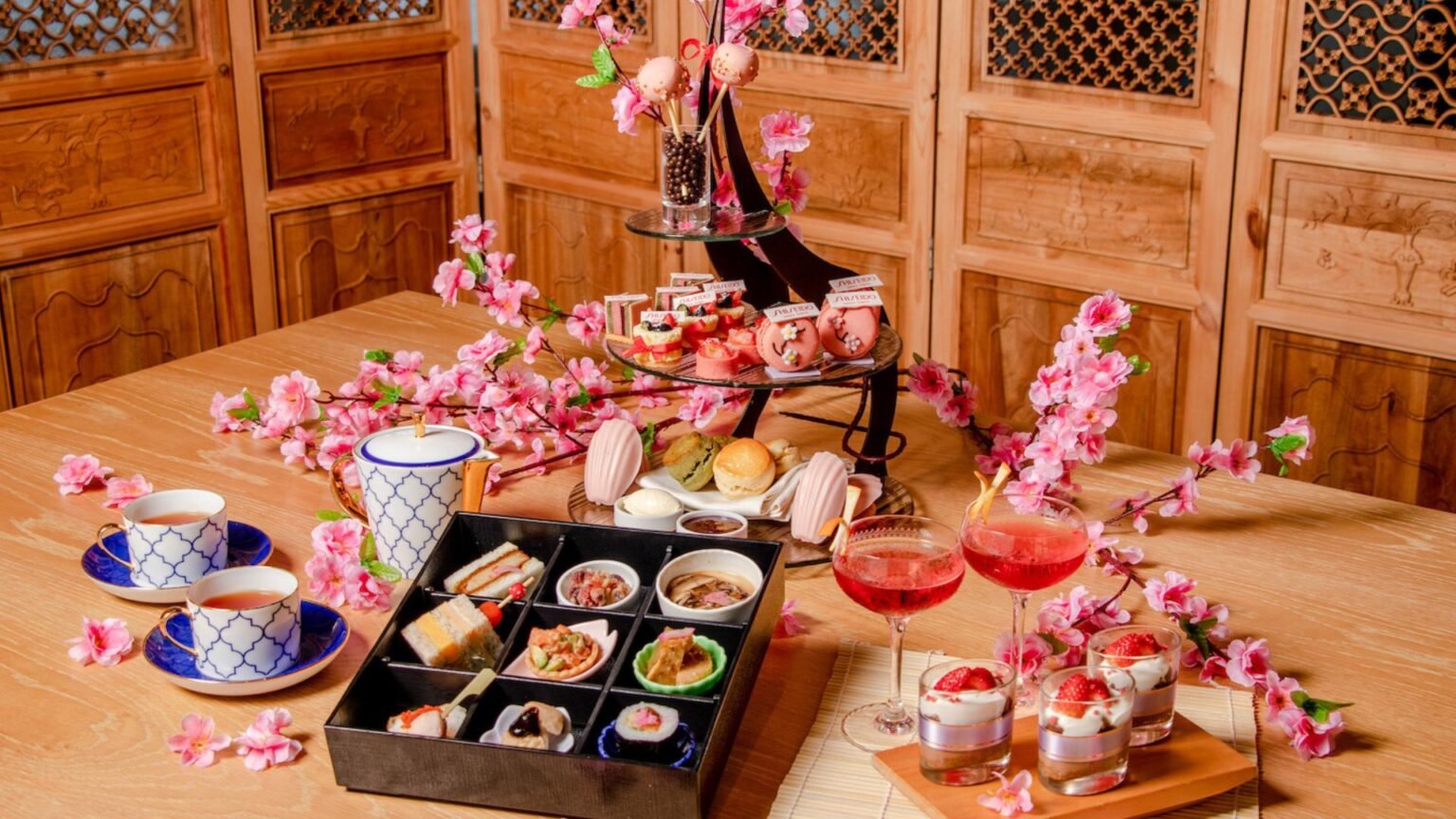 How to Enjoy a Japanese Afternoon Tea