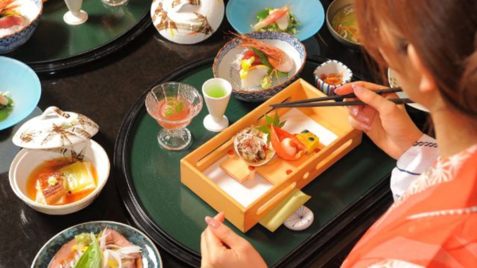 How to Experience Japanese Dining Traditions Abroad