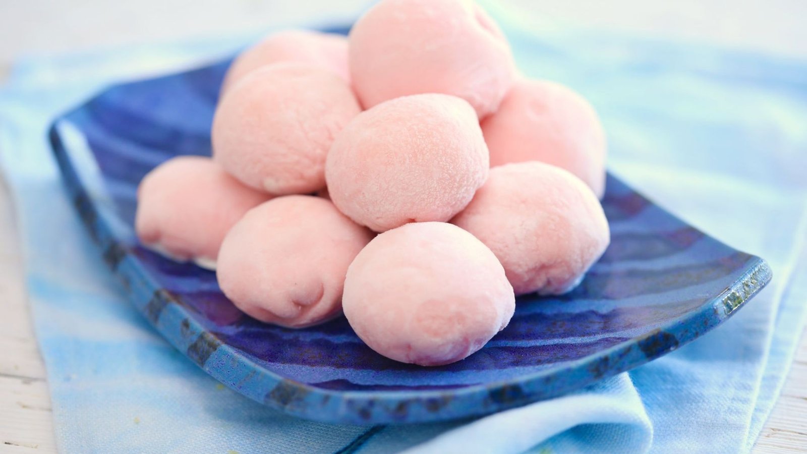 How to Make Traditional Japanese Mochi