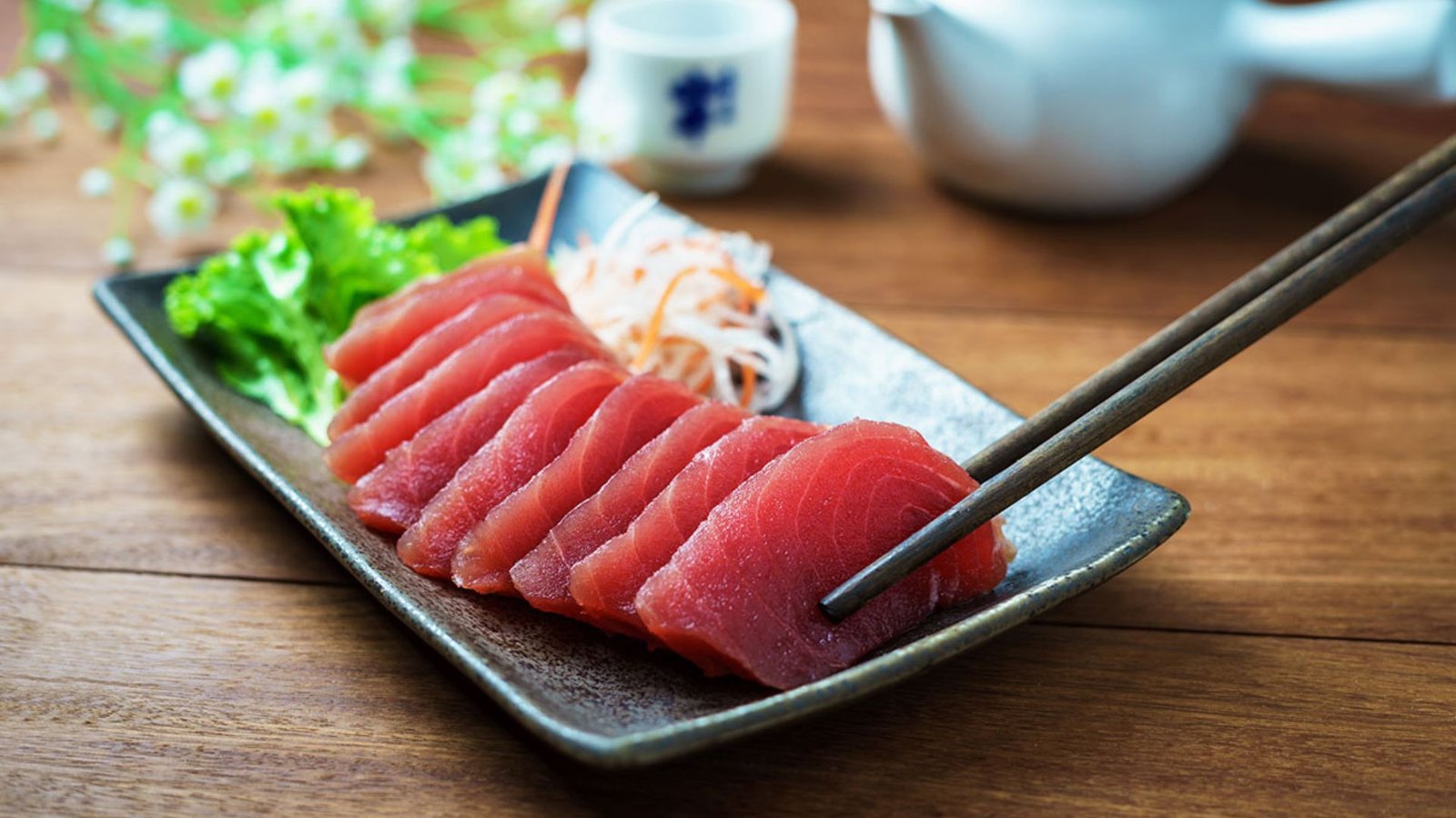 How to Prepare Japanese Sashimi at Home